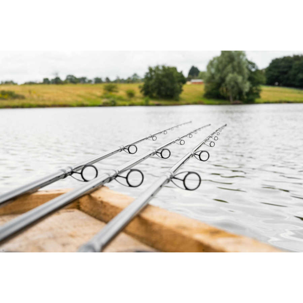 Preston Monster Xtreme Distance Feeder